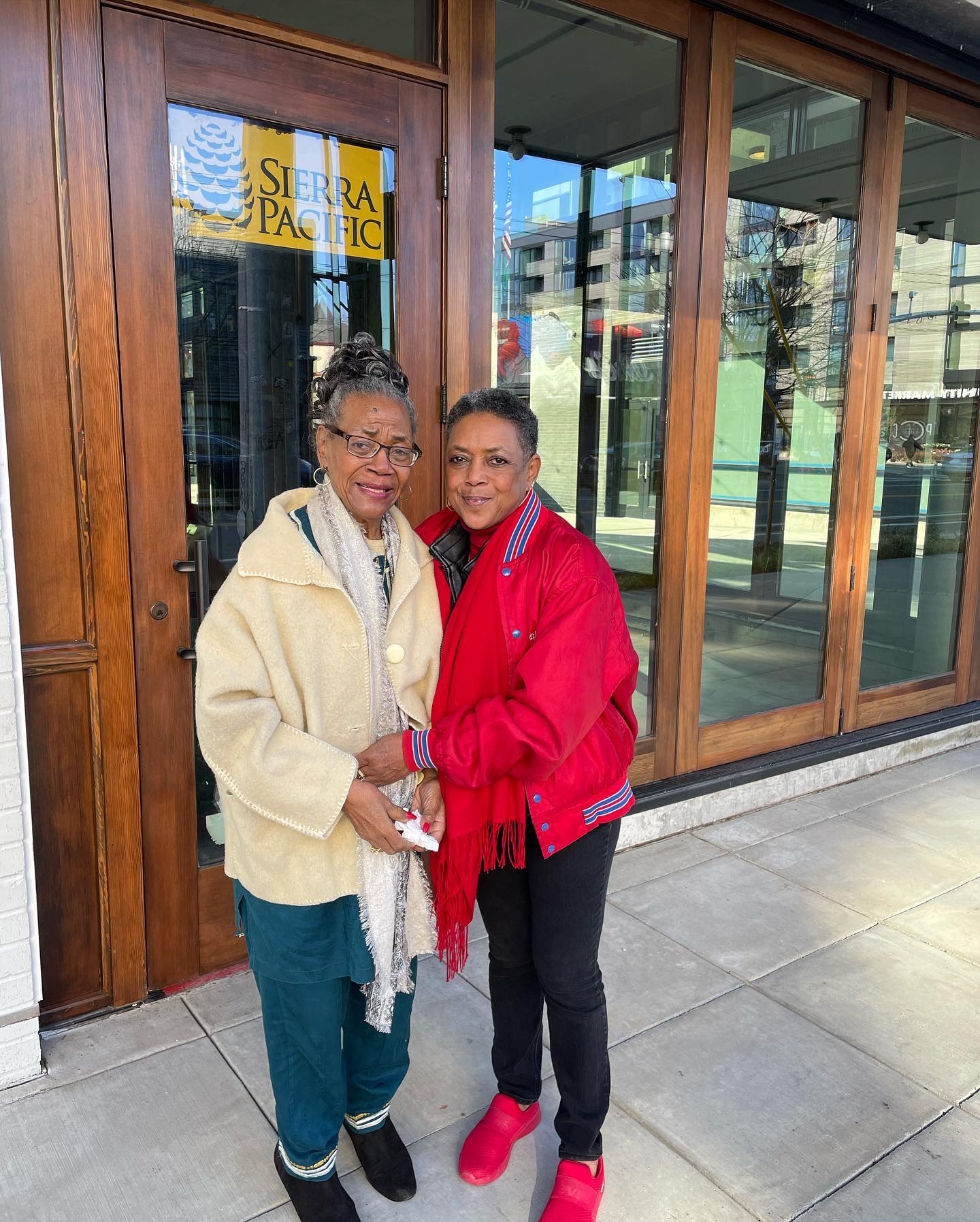 Business Spotlight: Ms. Helen's Soul Bistro - Intentionalist